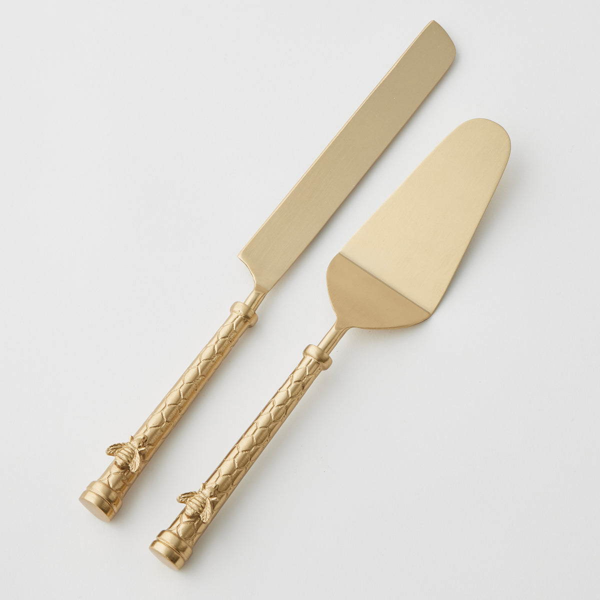 Honeycomb Cake Servers – Present Story